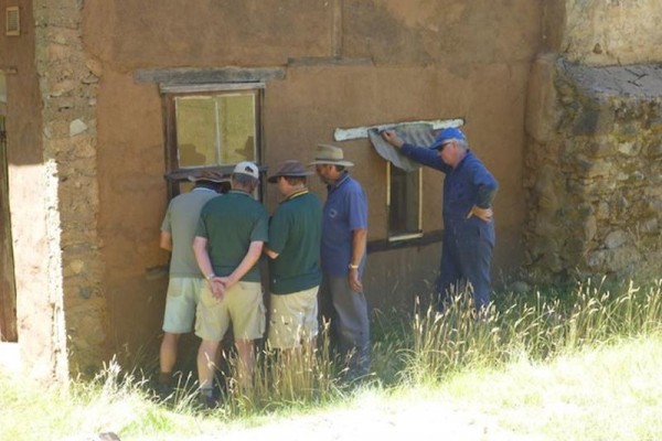 Major Clews Hut - KHA Website
